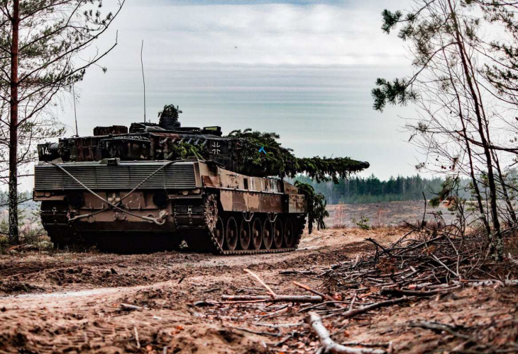 ВИДЕО от войната: Танковете Leopard 2 вече са на фронтовата линия
