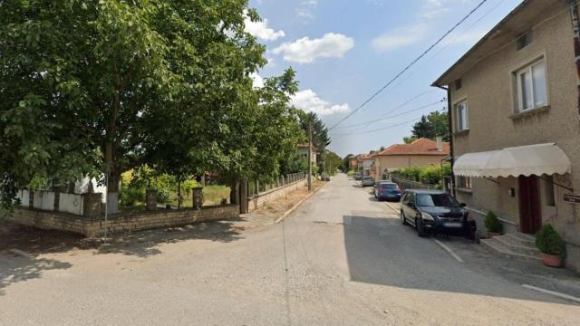 Българско село с хора от 7 етноса и различни религии - Пътешествия